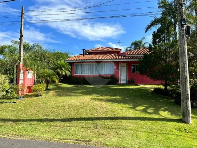 Casa / Sobrado em Condomínio para Venda em Araçoiaba da Serra/SP Barreirinho 3 Quartos