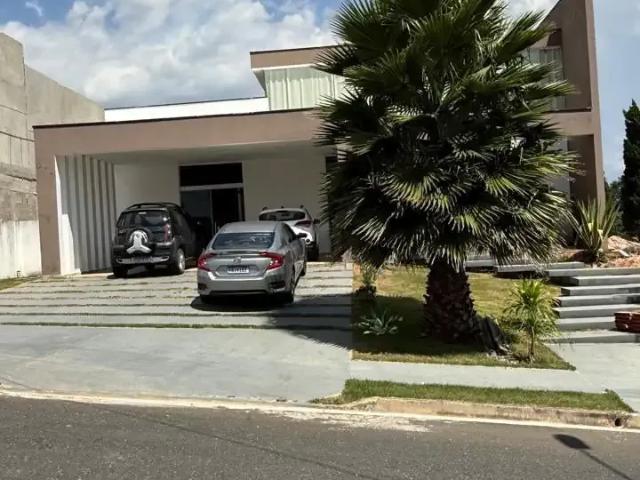 Casa / Sobrado em Condomínio para Venda em Araçoiaba da Serra/SP Barreirinho 4 Quartos