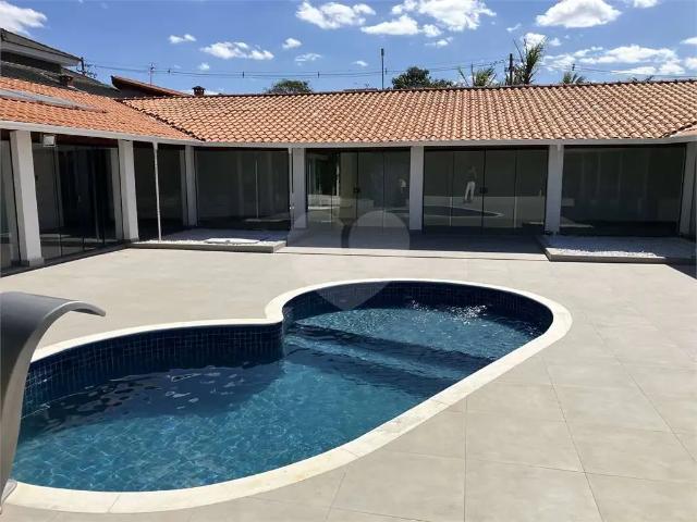 Casa / Sobrado em Condomínio para Venda em Araçoiaba da Serra/SP Barreiro 4 Quartos