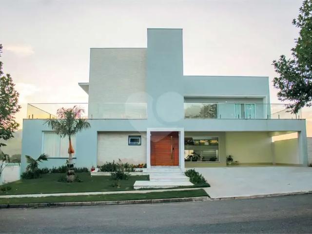 Casa / Sobrado em Condomínio para Venda em Araçoiaba da Serra/SP Centro 4 Quartos