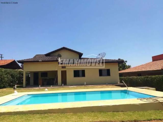 Casa / Sobrado em Condomínio para Venda em Araçoiaba da Serra/SP Centro 4 Quartos