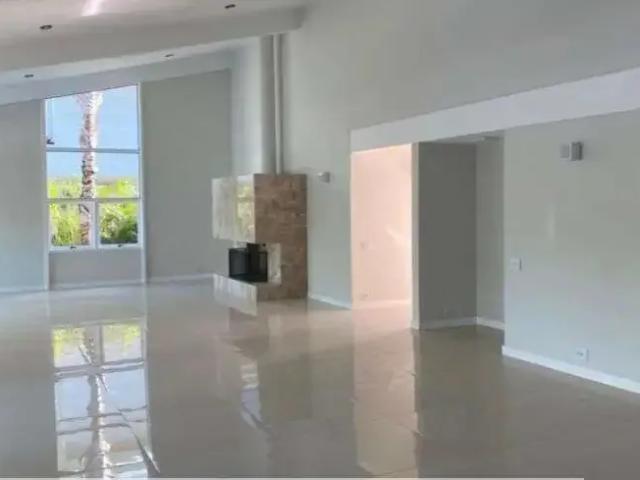 Casa / Sobrado em Condomínio para Venda em Araçoiaba da Serra/SP Centro 4 Quartos