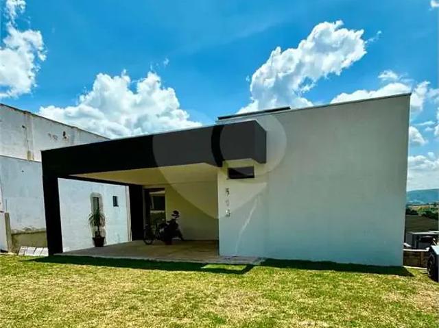 Casa / Sobrado em Condomínio para Venda em Araçoiaba da Serra/SP Centro 4 Quartos