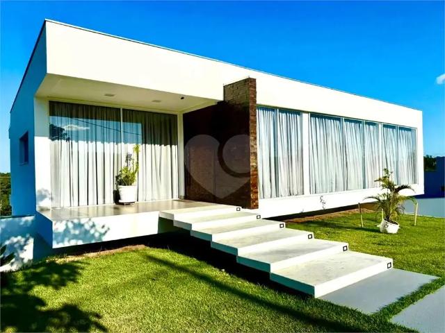 Casa / Sobrado em Condomínio para Venda em Araçoiaba da Serra/SP Centro 4 Quartos