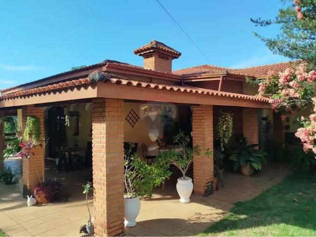 Casa / Sobrado em Condomínio para Venda em Araçoiaba da Serra/SP Centro 5 Quartos