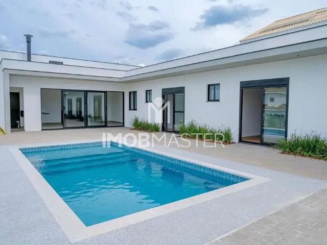 Casa / Sobrado em Condomínio para Venda em Araçoiaba da Serra/SP Centro 3 Quartos