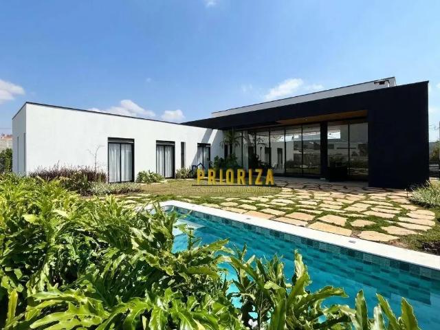 Casa / Sobrado em Condomínio para Venda em Araçoiaba da Serra/SP Centro 3 Quartos