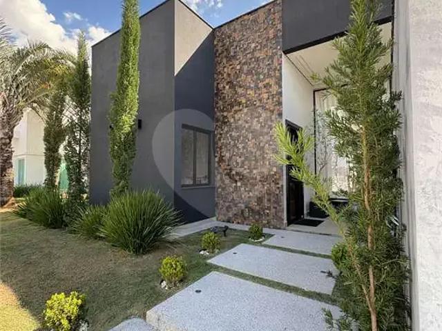 Casa / Sobrado em Condomínio para Venda em Araçoiaba da Serra/SP Centro 3 Quartos