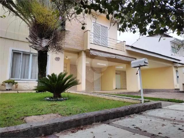 Casa / Sobrado em Condomínio para Venda em Araçoiaba da Serra/SP Centro 3 Quartos