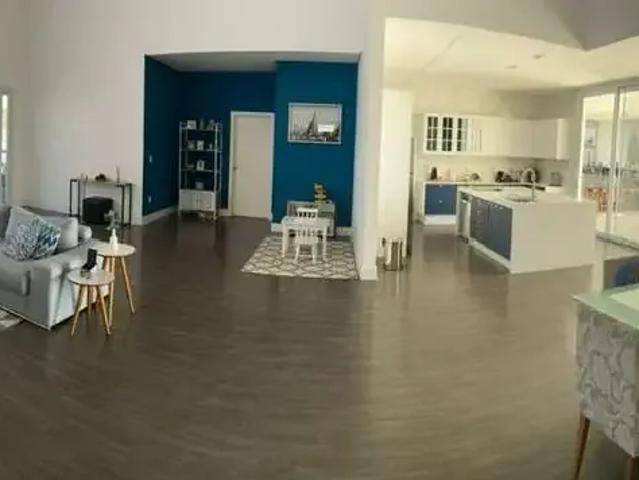 Casa / Sobrado em Condomínio para Venda em Araçoiaba da Serra/SP Centro 3 Quartos