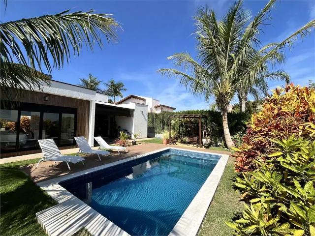 Casa / Sobrado em Condomínio para Venda em Araçoiaba da Serra/SP Centro 3 Quartos