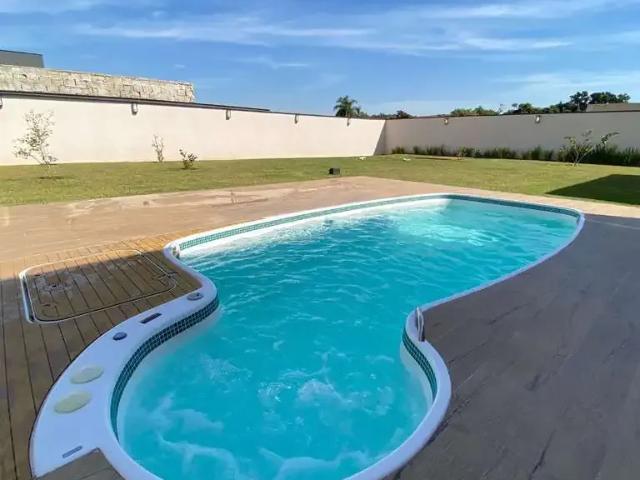 Casa / Sobrado em Condomínio para Venda em Araçoiaba da Serra/SP Centro 3 Quartos