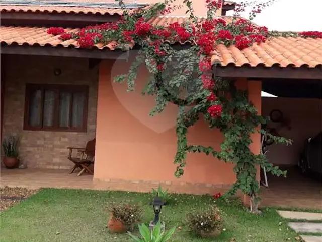 Casa / Sobrado em Condomínio para Venda em Araçoiaba da Serra/SP Centro 3 Quartos