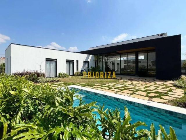 Casa / Sobrado em Condomínio para Venda em Araçoiaba da Serra/SP Centro 3 Quartos