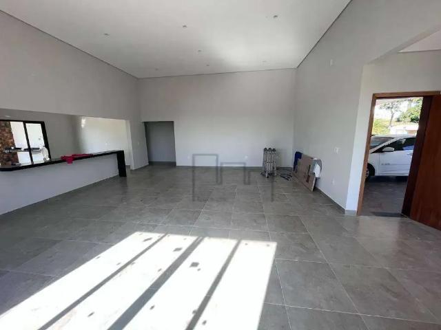 Casa / Sobrado em Condomínio para Venda em Araçoiaba da Serra/SP Condomínio Saint Charbel 4 Quartos