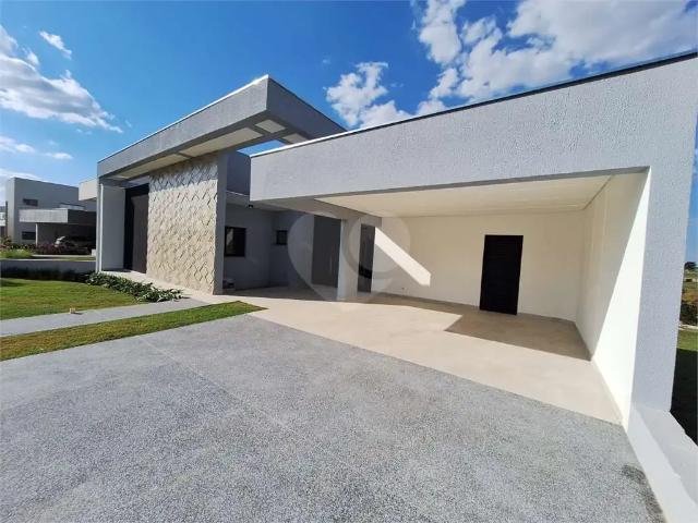Casa / Sobrado em Condomínio para Venda em Araçoiaba da Serra/SP Condomínio Village Ipanema 3 Quartos