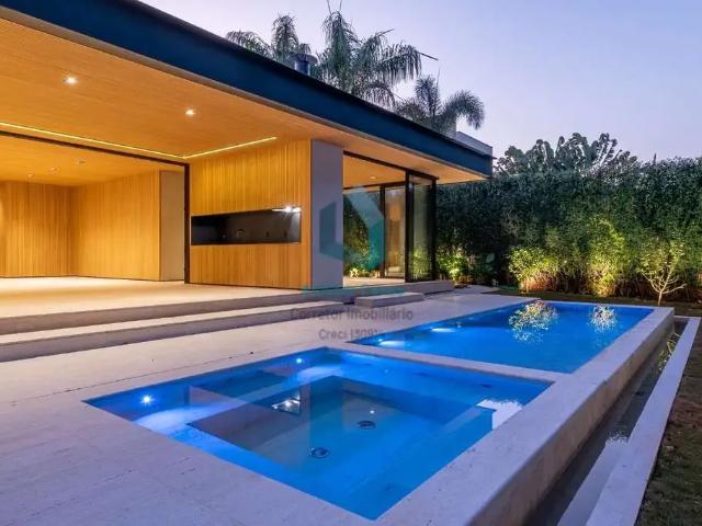 Casa / Sobrado em Condomínio para Venda em Araçoiaba da Serra/SP Lago Azul 4 Quartos