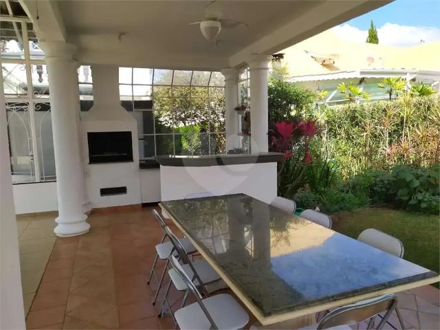 Casa / Sobrado em Condomínio para Venda em Araçoiaba da Serra/SP Lago Azul 5 Quartos