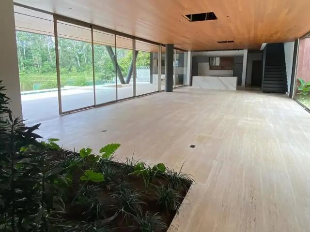 Casa / Sobrado em Condomínio para Venda em Araçoiaba da Serra/SP Lago Azul 5 Quartos