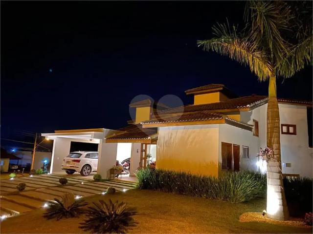 Casa / Sobrado em Condomínio para Venda em Araçoiaba da Serra/SP Rio Verde 5 Quartos