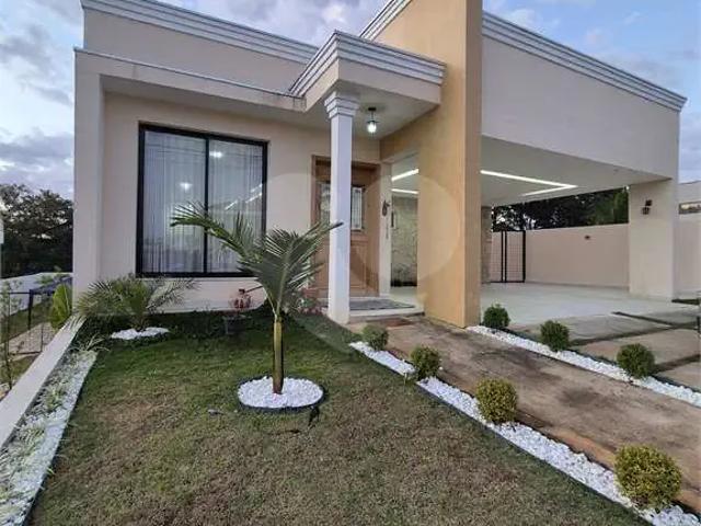 Casa / Sobrado em Condomínio para Venda em Araçoiaba da Serra/SP Village Araçoiaba 4 Quartos