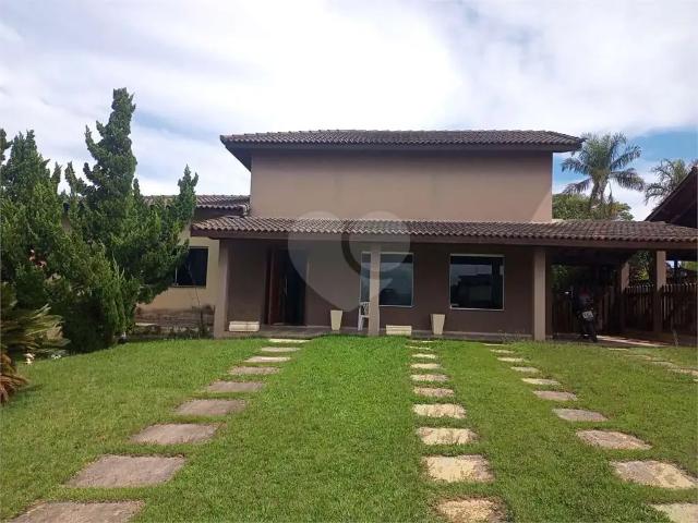 Casa / Sobrado em Condomínio para Venda em Araçoiaba da Serra/SP Village Araçoiaba 4 Quartos