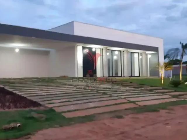 Casa / Sobrado em Condomínio para Venda em Arandu/SP Riviera de Santa Cristina 4 Quartos