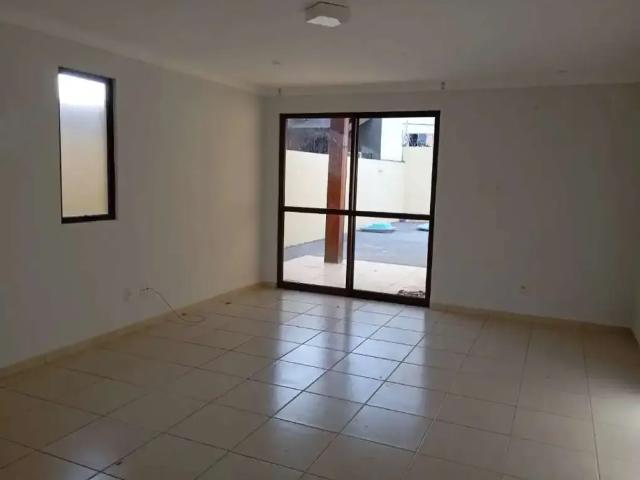 Casa / Sobrado em Condomínio para Venda em Aracaju/SE Aruana 3 Quartos