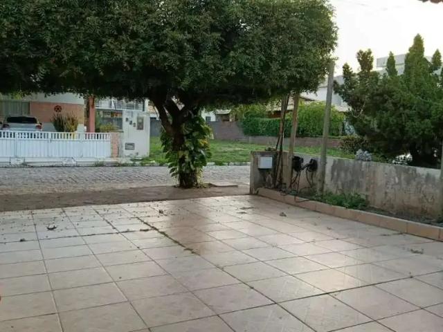Casa / Sobrado em Condomínio para Venda em Aracaju/SE Aruana 3 Quartos