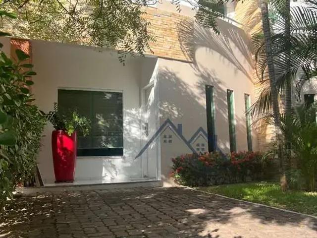 Casa / Sobrado em Condomínio para Venda em Aracaju/SE Atalaia 4 Quartos