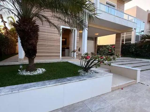 Casa / Sobrado em Condomínio para Venda em Aracaju/SE Robalo 4 Quartos