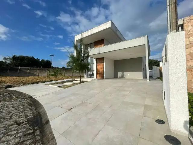 Casa / Sobrado em Condomínio para Venda em Arapiraca/AL Senador Arnon de Melo 4 Quartos