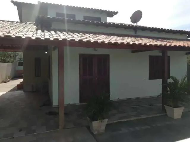 Casa / Sobrado em Condomínio para Venda em Araruama/RJ Outeiro 3 Quartos