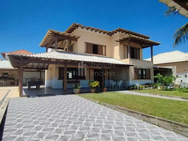 Casa / Sobrado em Condomínio para Venda em Araruama/RJ Parati 4 Quartos
