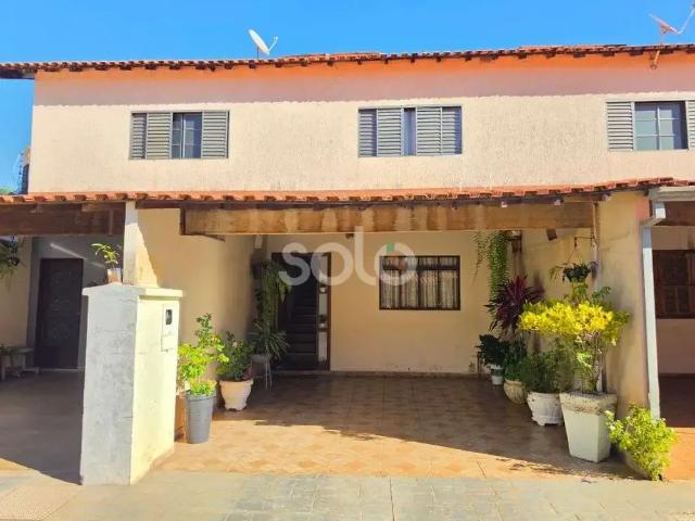 Casa / Sobrado em Condomínio para Venda em Araraquara/SP Vila Vieira Vila Xavier 2 Quartos