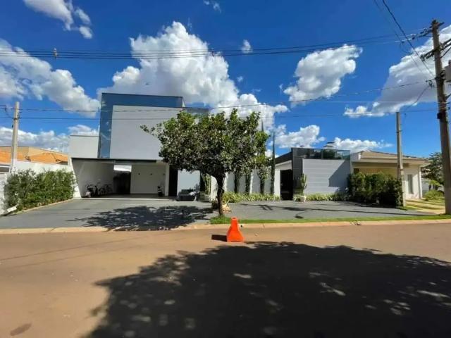 Casa / Sobrado em Condomínio para Venda em Araraquara/SP Parque Residencial Damha 4 Quartos