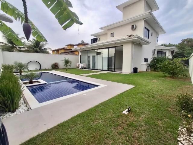 Casa / Sobrado em Condomínio para Venda em Armação dos Búzios/RJ Caravelas 4 Quartos