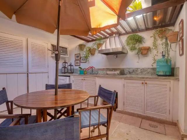 Casa / Sobrado em Condomínio para Venda em Armação dos Búzios/RJ Geribá 4 Quartos