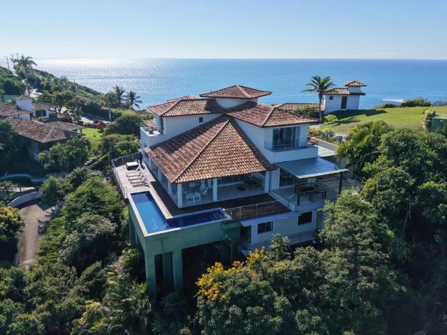 Casa / Sobrado em Condomínio para Venda em Armação dos Búzios/RJ João Fernandes 5 Quartos