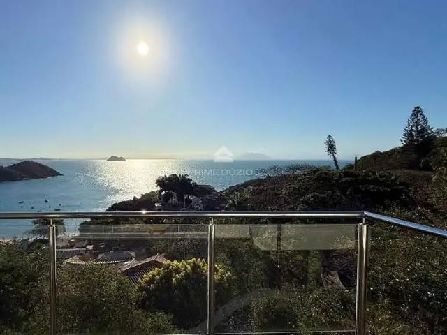 Casa / Sobrado em Condomínio para Venda em Armação dos Búzios/RJ João Fernandes 5 Quartos