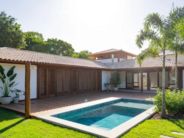 Casa / Sobrado em Condomínio para Venda em Armação dos Búzios/RJ Manguinhos 4 Quartos