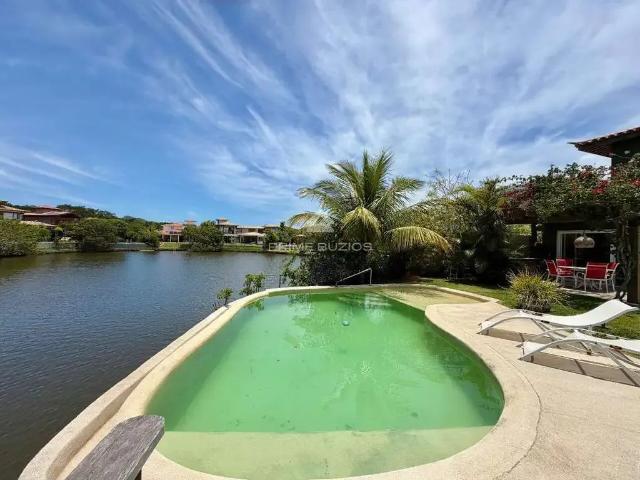 Casa / Sobrado em Condomínio para Venda em Armação dos Búzios/RJ Manguinhos 4 Quartos