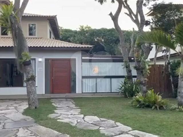 Casa / Sobrado em Condomínio para Venda em Armação dos Búzios/RJ Manguinhos 5 Quartos