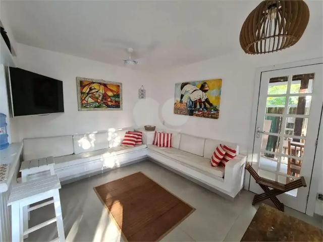Casa / Sobrado em Condomínio para Venda em Armação dos Búzios/RJ Manguinhos 2 Quartos
