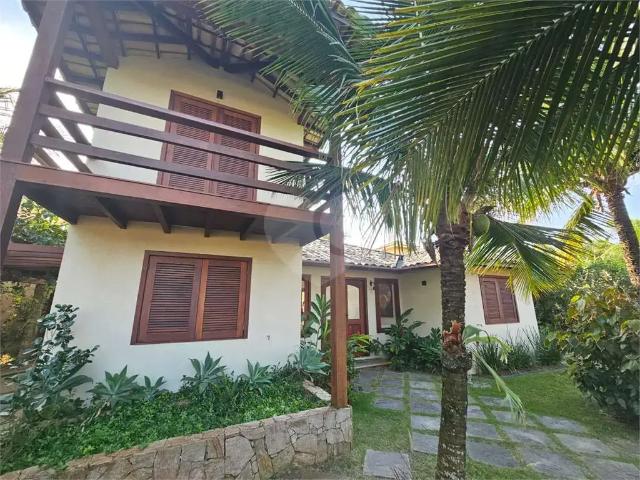 Casa / Sobrado em Condomínio para Venda em Armação dos Búzios/RJ Praia Rasa 4 Quartos