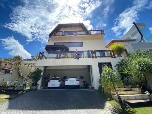 Casa / Sobrado em Condomínio para Venda em Arujá/SP Caputera 4 Quartos