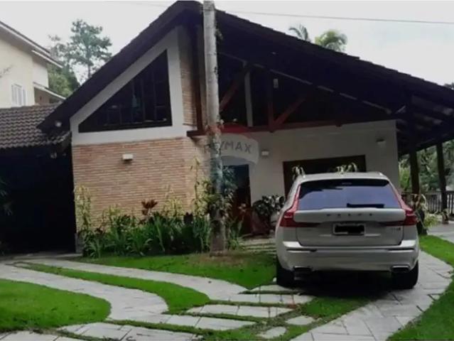 Casa / Sobrado em Condomínio para Venda em Arujá/SP Arujázinho I, II e III 3 Quartos