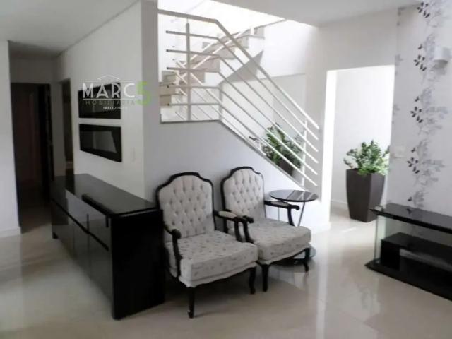 Casa / Sobrado em Condomínio para Venda em Arujá/SP Arujázinho IV 4 Quartos