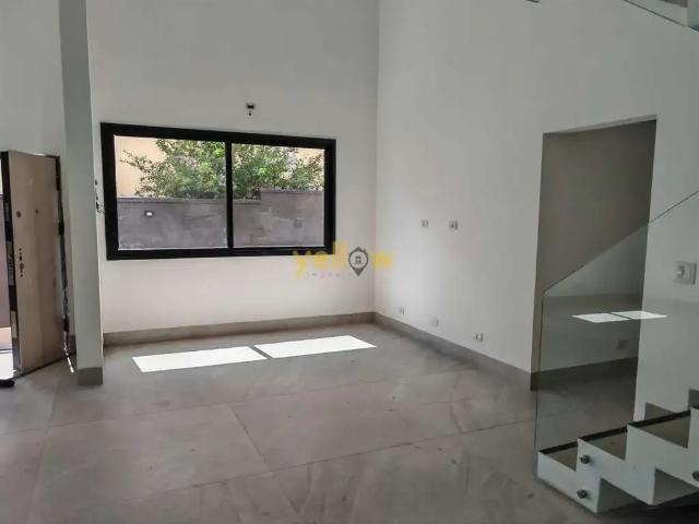 Casa / Sobrado em Condomínio para Venda em Arujá/SP Arujázinho IV 4 Quartos