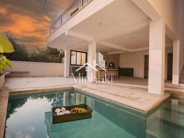 Casa / Sobrado em Condomínio para Venda em Arujá/SP Arujázinho IV 3 Quartos